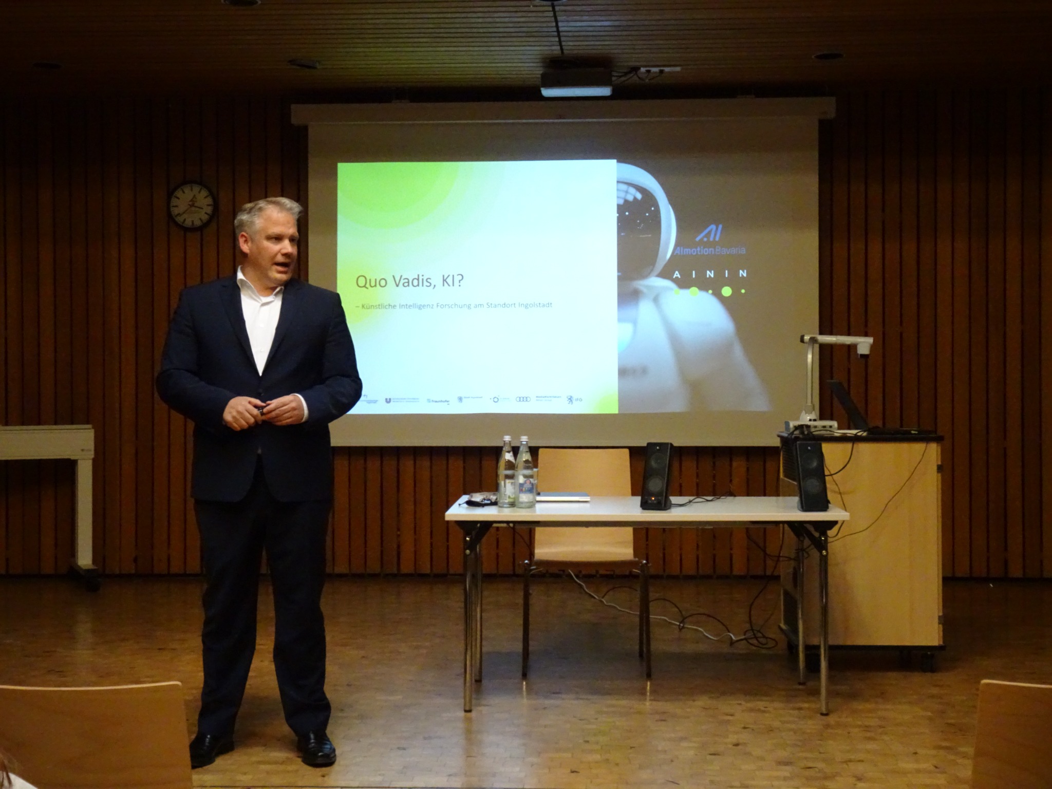 APIAN Gymnasium - Artifical Intelligence in Ingolstadt - Ingolstadt