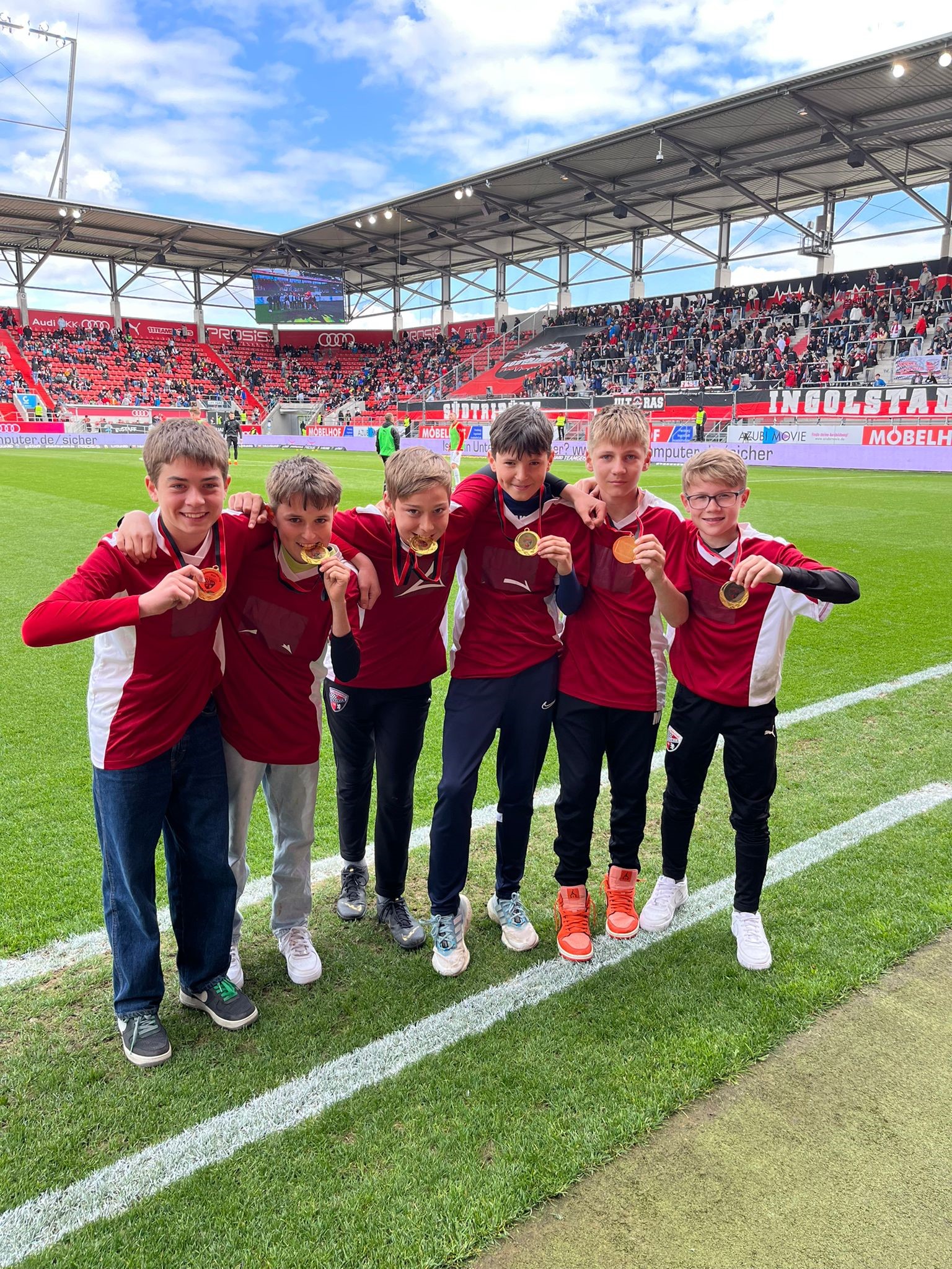 APIAN Gymnasium - Apian-Kicker gewinnen Schanzer-Streetsoccer-Cup 2023 ...